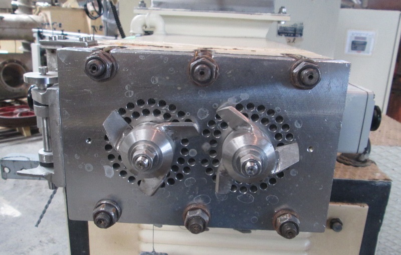 Soap Simplex Plodder - Used Soap Machines